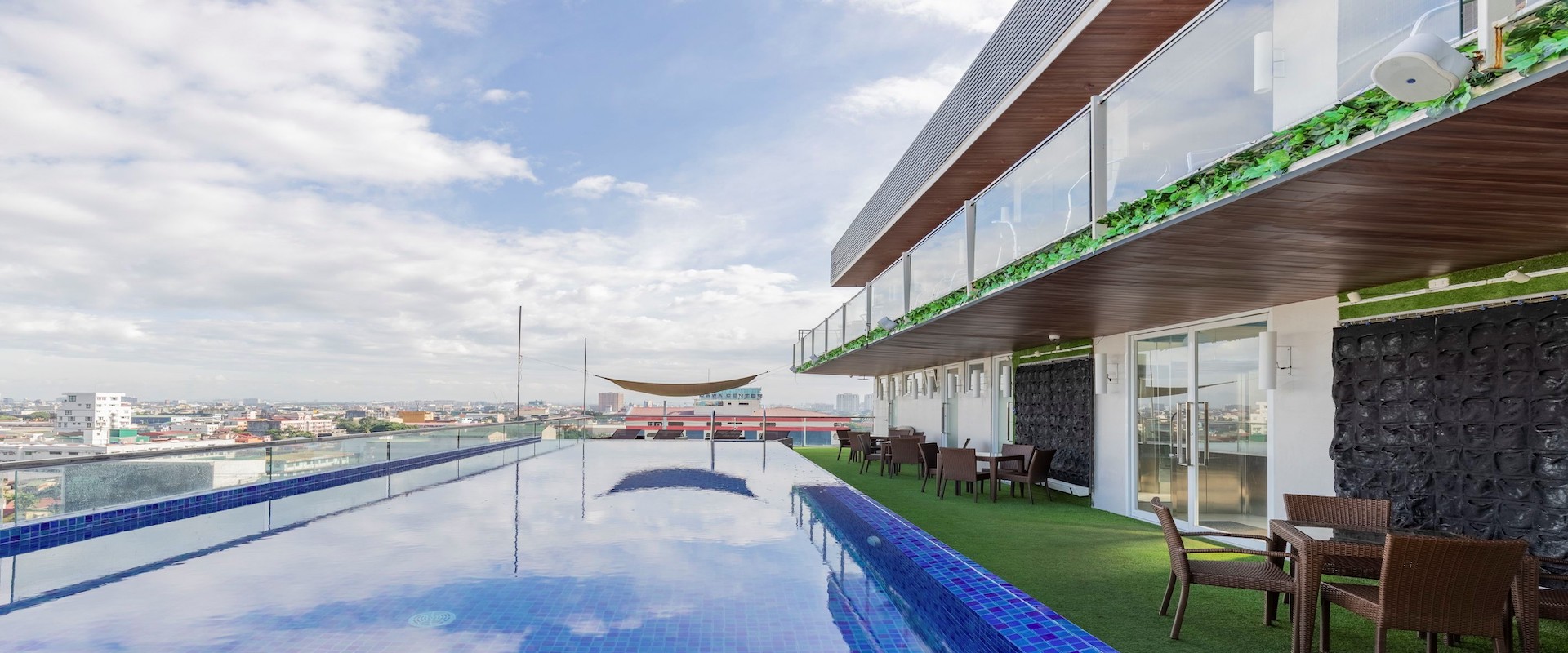 Manila Hotel: Selah Pods Hotel Manila | Budget Hotel In Manila